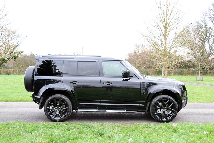 Landrover Defender 110 D300 X-Dynamic SE Urban Previously Sold ...